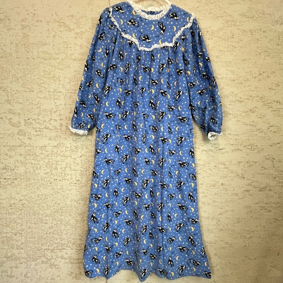 Lanz of Salzburg | Intimates & Sleepwear | Lanz Of Salzburg Blue ...